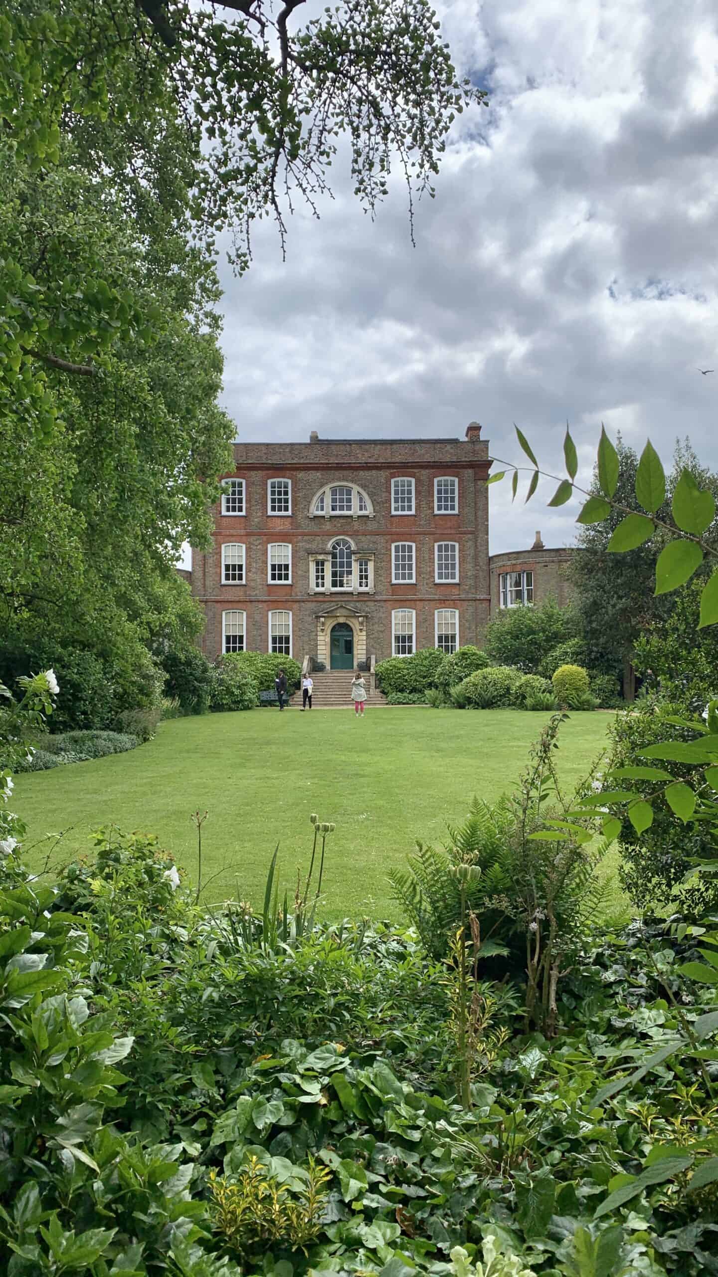 Visit Peckover House - Olivers Bucket List